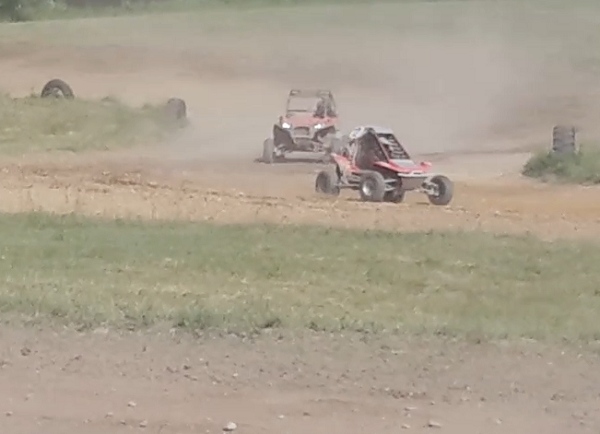 Thunderhawk sponsors UTV racing at Rolling W Ranch